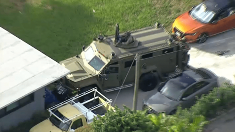 Suspect In Custody After Federal Raid At Fort Lauderdale Home