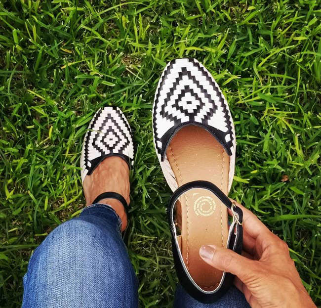 25 comfy pairs of shoes that can actually handle a long day of sightseeing