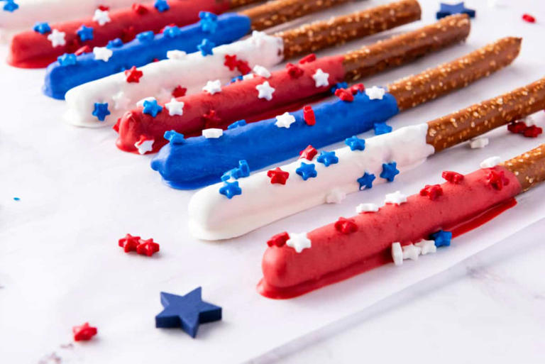 White Chocolate Pretzel Rods for 4th of July