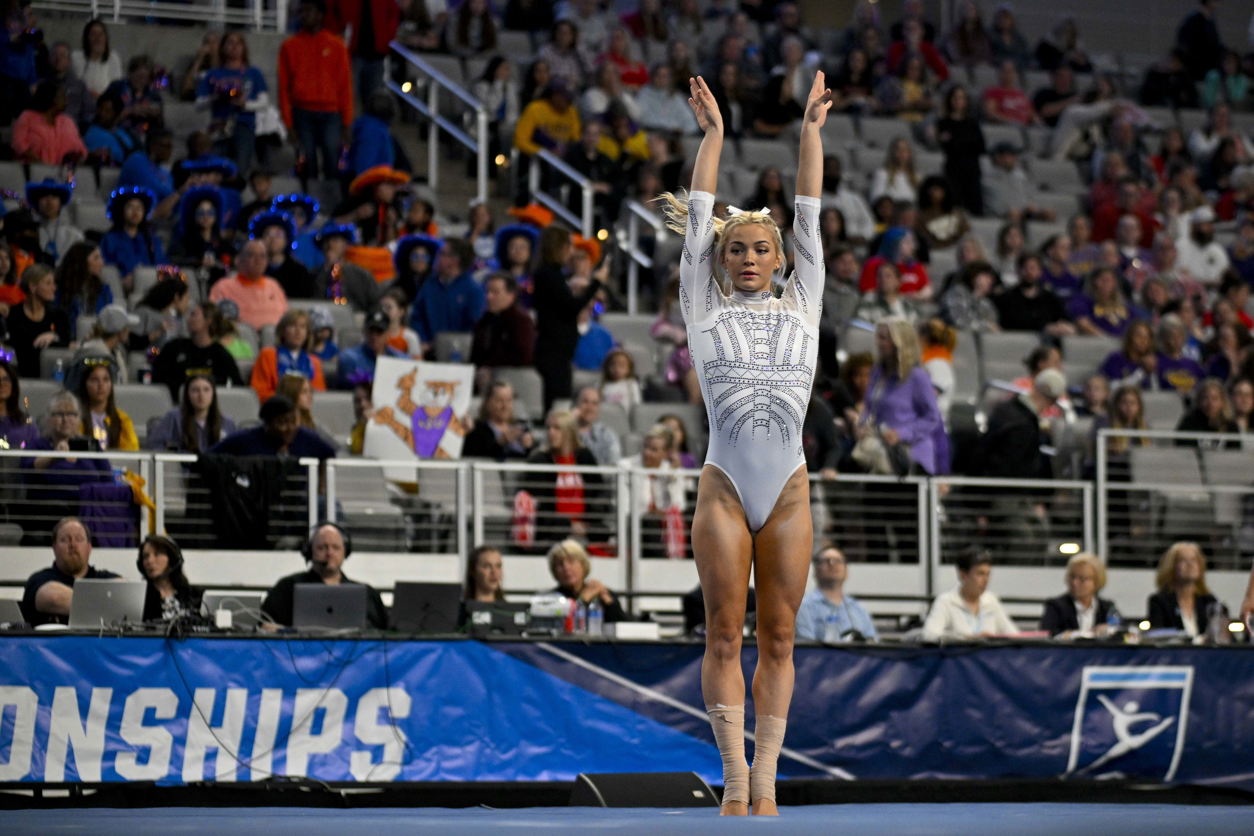 Olivia 'Livvy' Dunne in images