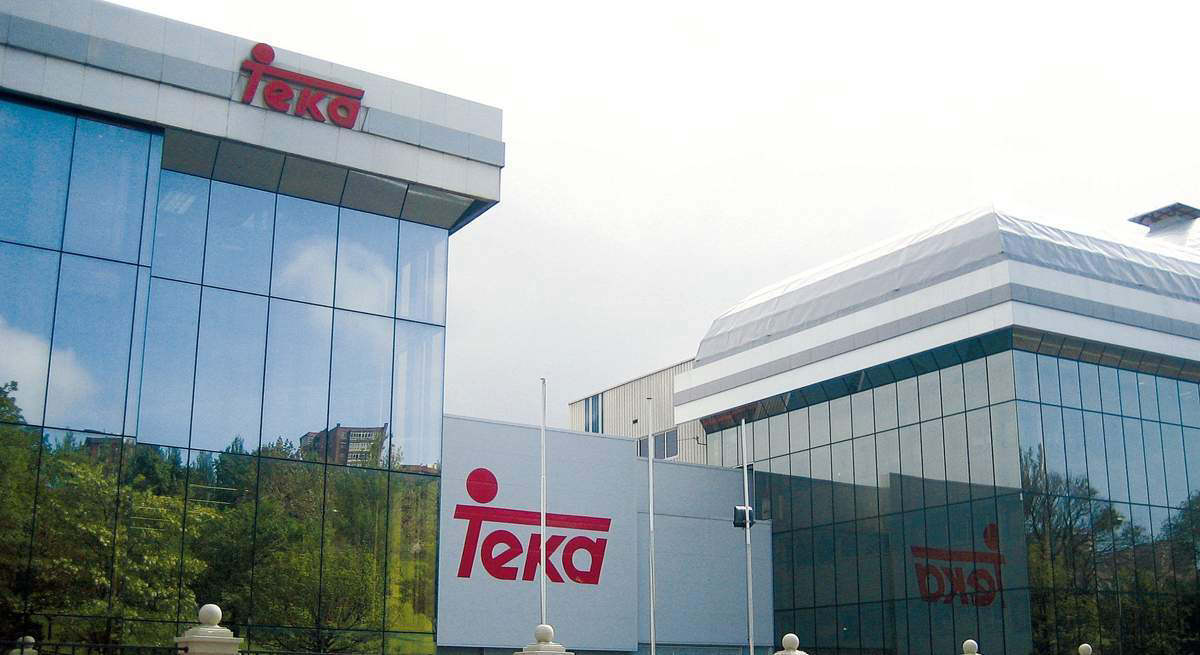 Santander, Caixabank y BBVA negocian con Teka la devolución de 200 millones Santander, Caixabank y BBVA negocian con Teka la devolución de 200 millones