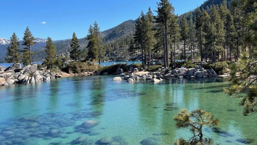 10 Most Romantic Lake Destinations in the USA