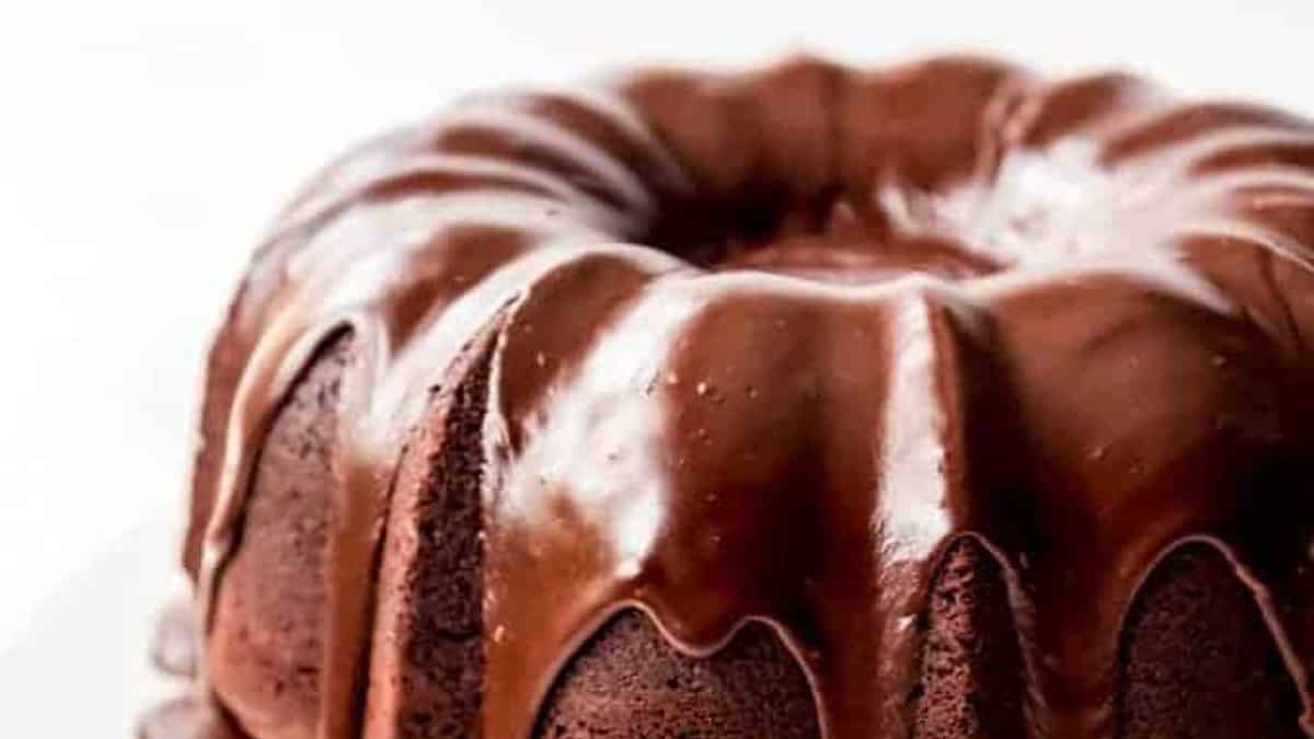 18 Perfect Bundt Cakes You'll Want to Slice Into Again and Again!