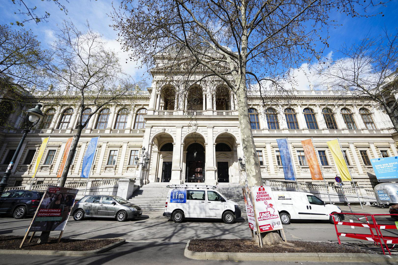 Ukrainische Studierende müssen weiter keine Studiengebühren zahlen Ukrainische Studierende müssen weiter keine Studiengebühren zahlen