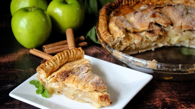Want To Make A Homemade Apple Pie? Classic Apple Pie