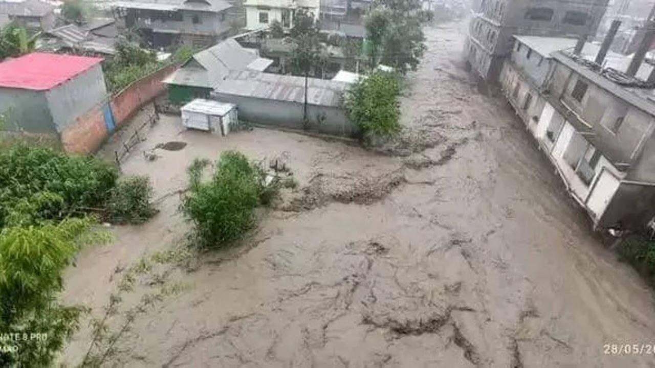 Floods in Assam Affect Over 4 Lakh People, Death Toll Rises to 27 ... Floods in Assam Affect Over 4 Lakh People, Death Toll Rises to 27 ...
