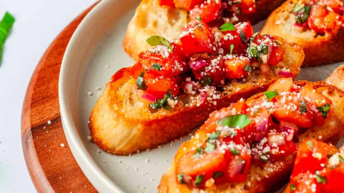 21 Elegant Dinner Party Recipes Everyone Will Rave About