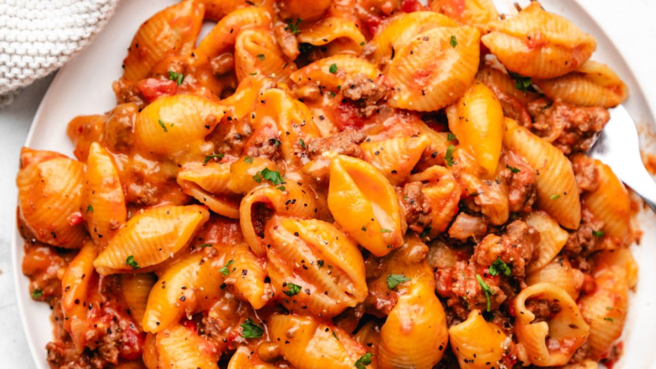 20 budget-friendly pressure cooker recipes that save time too