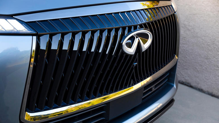 First Drive: Infiniti’s Renaissance Rides on the 2025 QX80