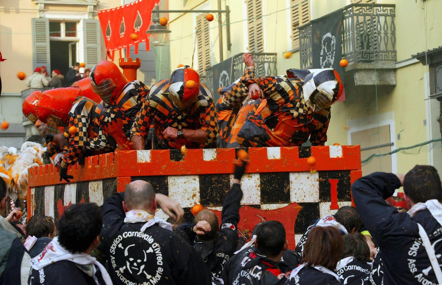 Los festivales más fantásticos y peculiares del mundo que tienes que ... Los festivales más fantásticos y peculiares del mundo que tienes que ...