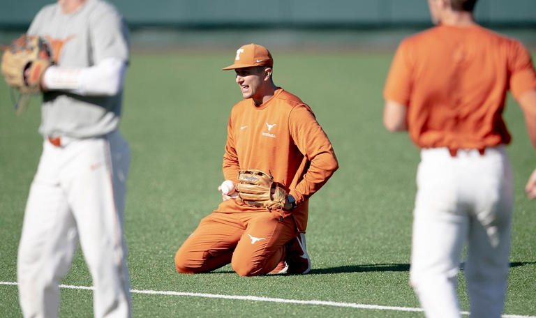 Texas baseball: How the Longhorns will decide on their pitching staff