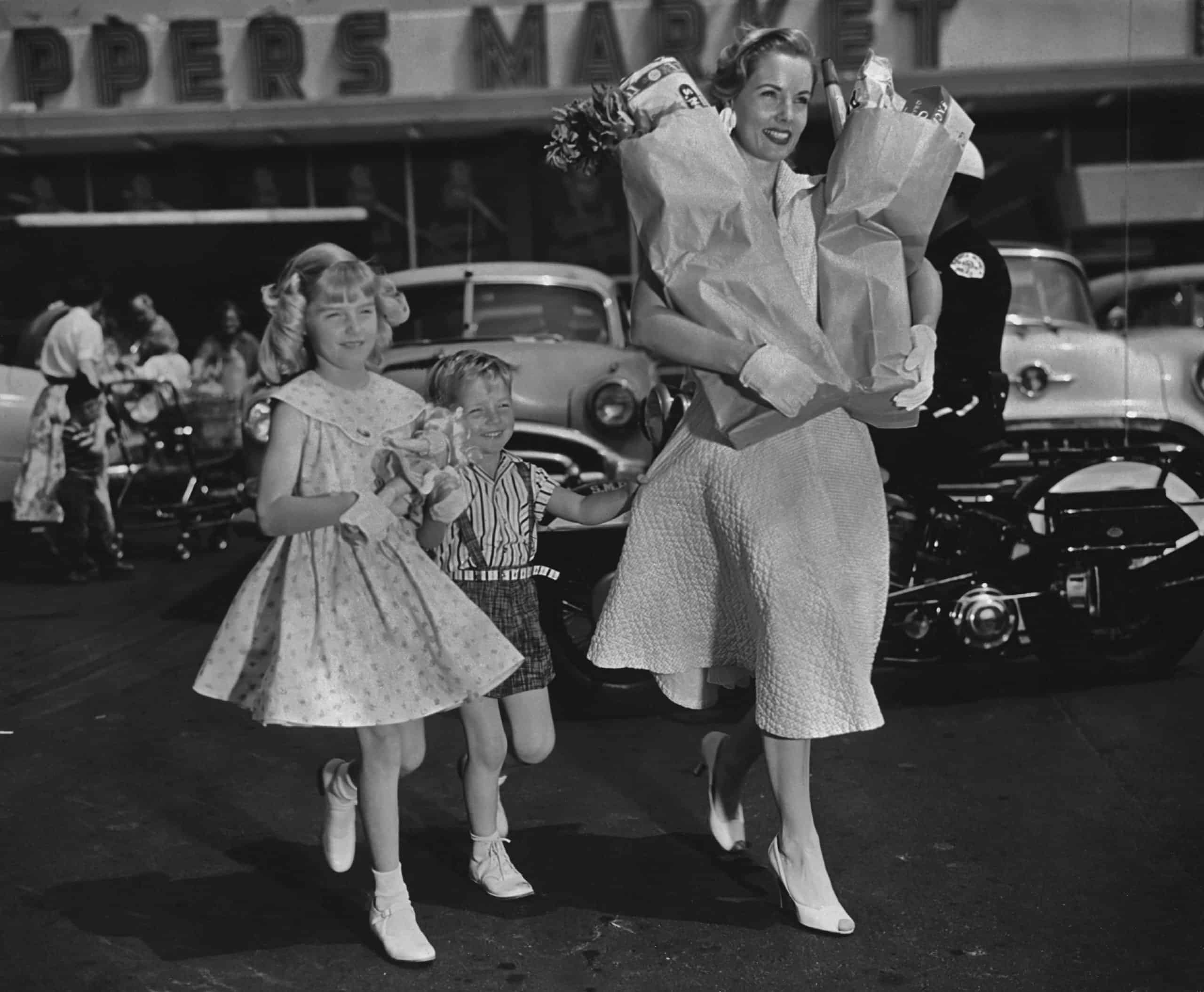 Vintage Photos That Bring the 1950s To Life