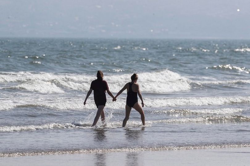 Ireland summer scorcher as fine weather set to last due to 'Omega Block'