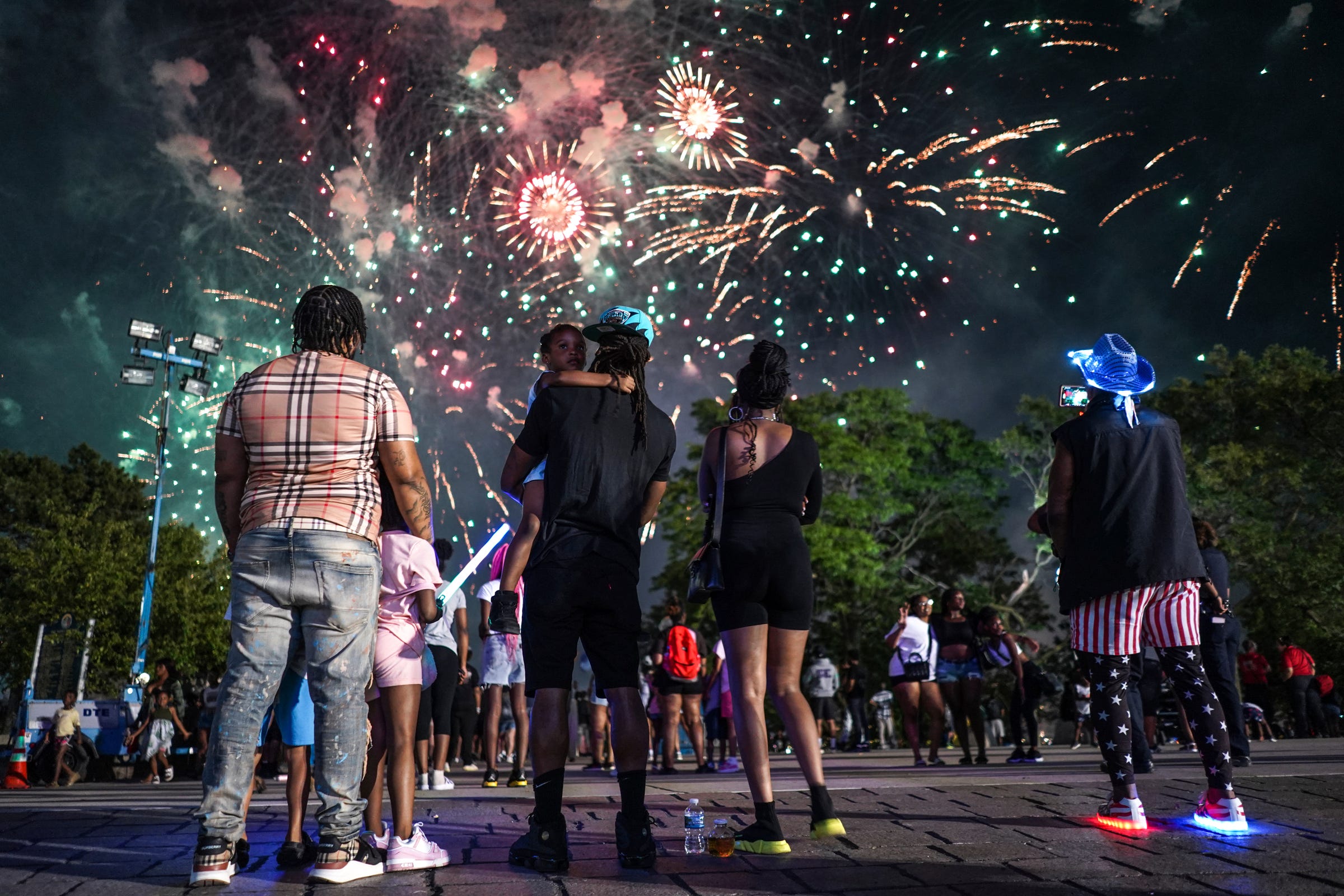 10 fireworks shows to see in metro Detroit this summer