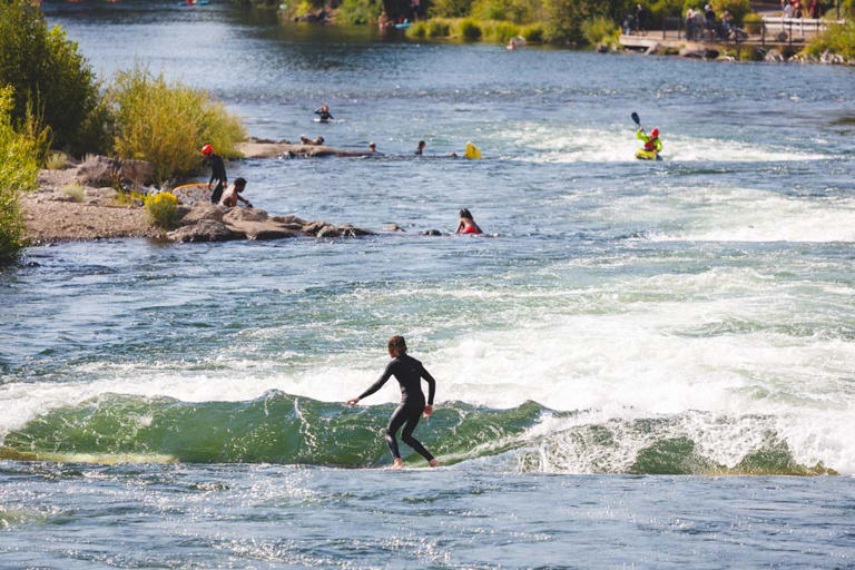 Bend River Float: How to Float the Deschutes River Guide