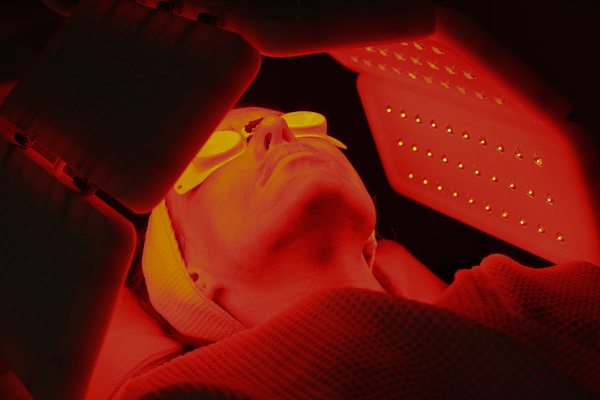 Red light therapy: its benefits, side effects, and uses