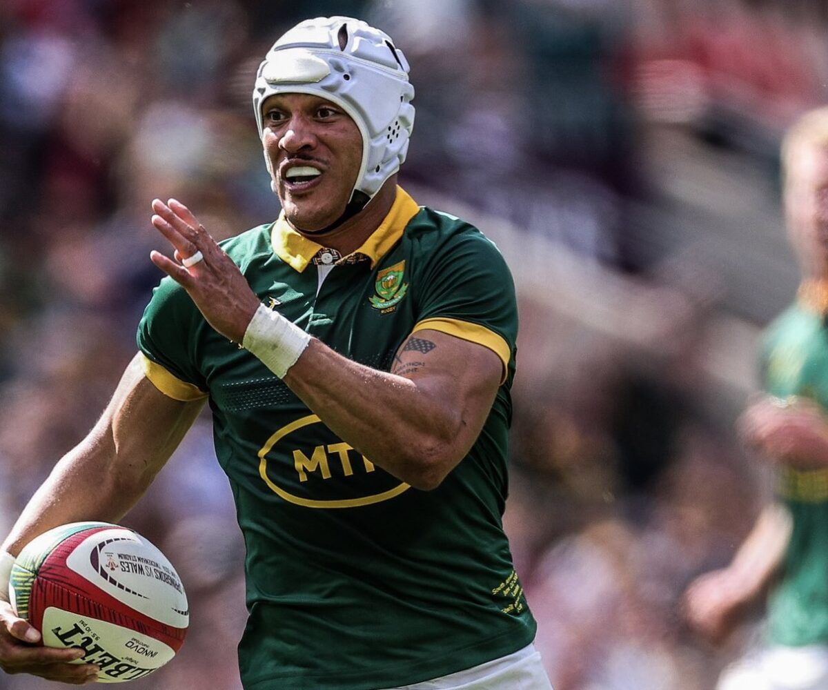 Sharks poach Springbok flyer from Lions