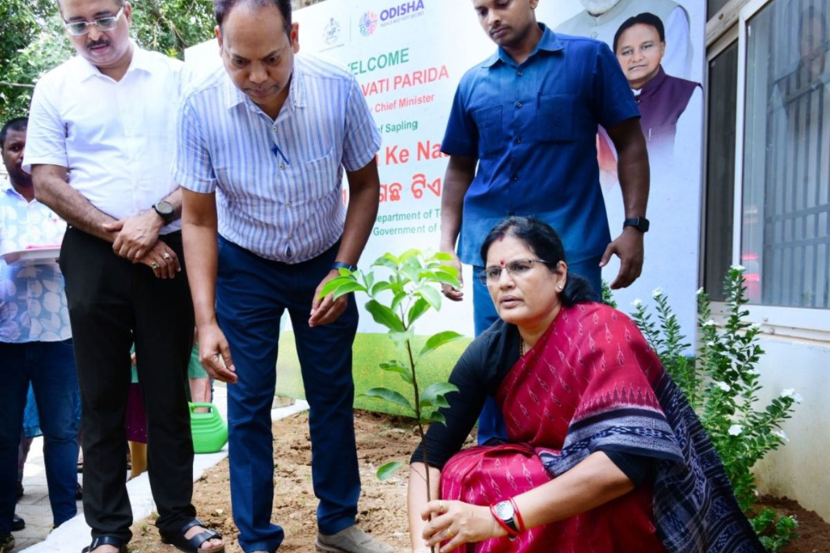 ‘Ek Ped Maa Ke Naam' Campaign launched in Odisha ‘Ek Ped Maa Ke Naam' Campaign launched in Odisha