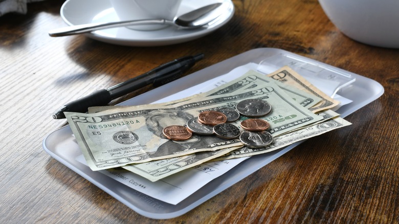 12 Things To Keep In Mind When Tipping At A Bar