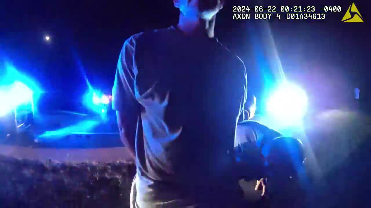 WATCH | Bodycam footage of armed & dangerous fugitive’s arrest released WATCH | Bodycam footage of armed & dangerous fugitive’s arrest released