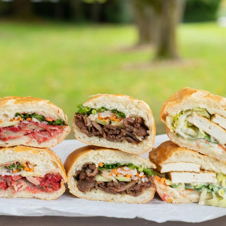 Where to eat when you’re taking the light rail