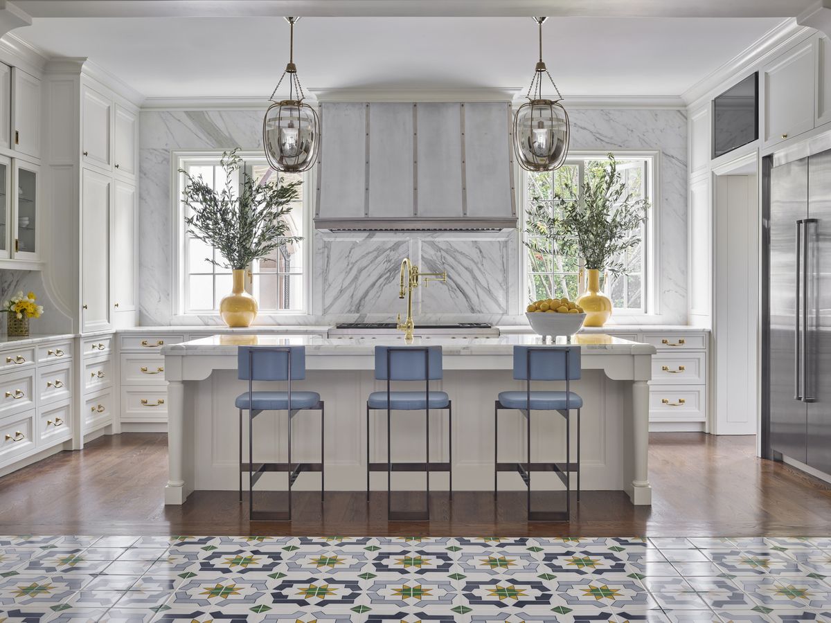 These 57 Inspiring Ideas Prove That White Kitchens Don't Have to Be Boring