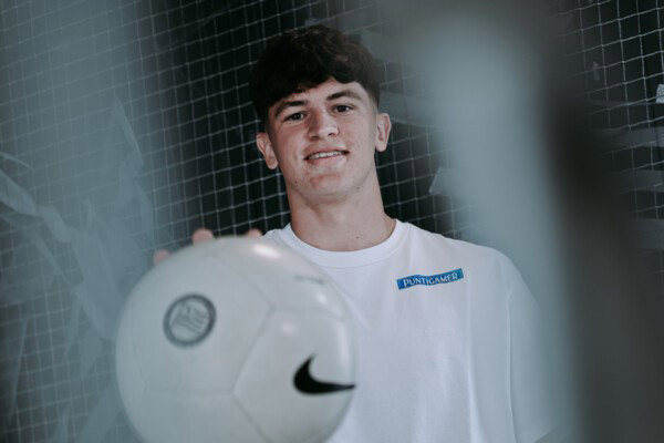 SK Sturm Graz verpflichtet Defensivtalent aus dem Innviertel SK Sturm Graz verpflichtet Defensivtalent aus dem Innviertel