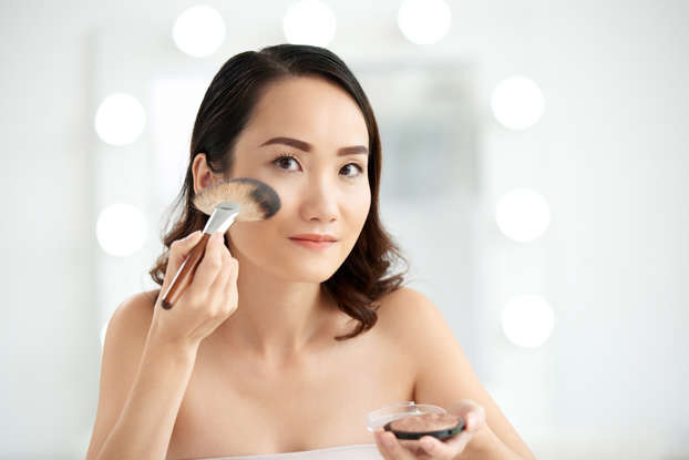 20 easy tips to improve your 5-minute makeup routine 20 easy tips to improve your 5-minute makeup routine