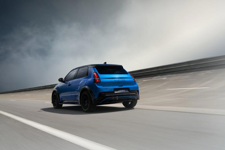 Alpines New Electric A290 Represents The Future Of French Hot Hatches
