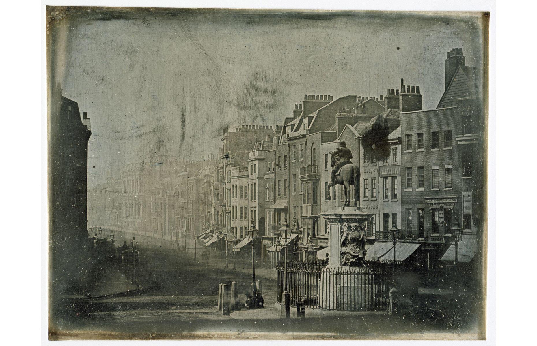 Explore Victorian London through these incredible early photographs