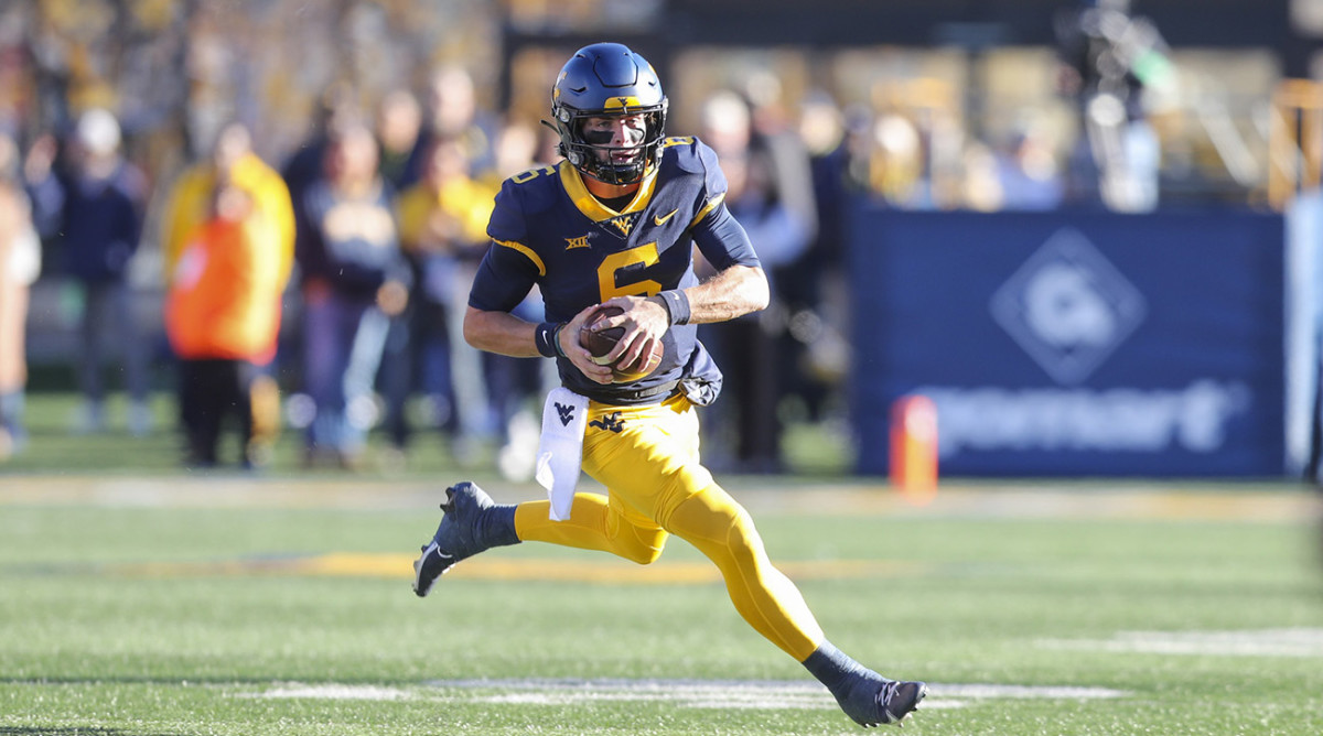 Buccaneers Sign Small Quarterback With Big Dreams