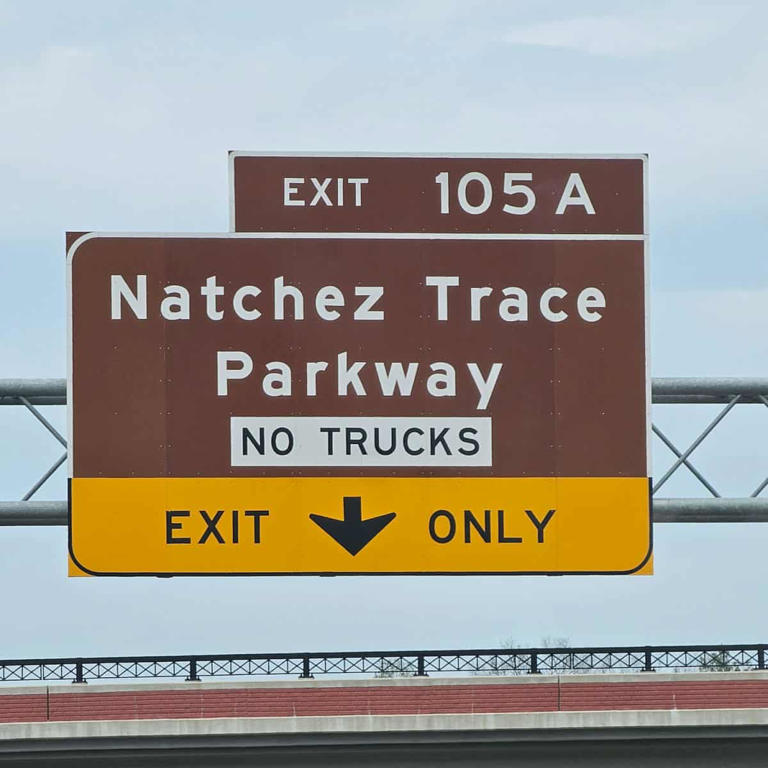 Explore the Natchez Trace Parkway
