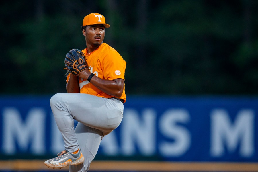 Phillips named National Pitcher of the Week