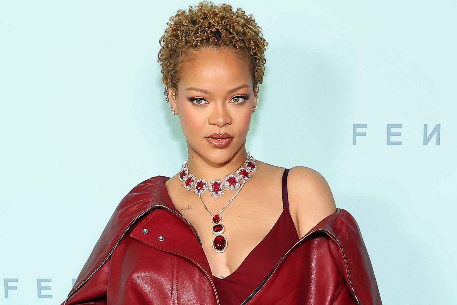 Rihanna Says Long-Awaited 9th Studio Album Will Show Fans ‘the Worth in ...