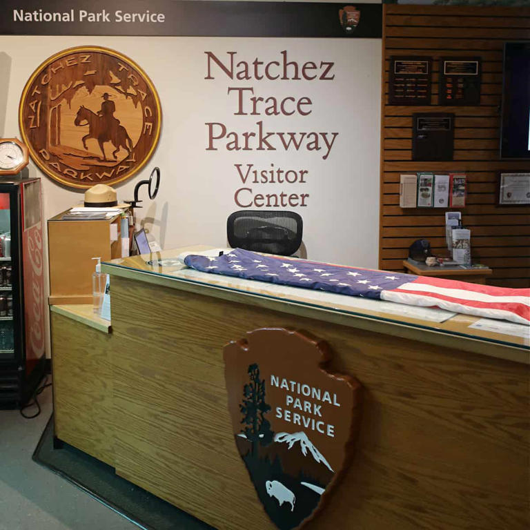 Explore the Natchez Trace Parkway