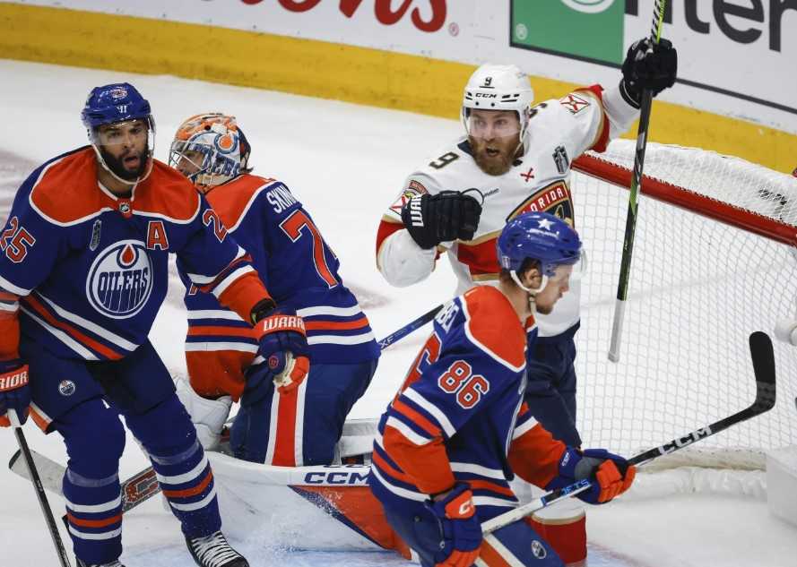 Florida Panthers win 6-1 over the Edmonton Oilers in Game 3 of the ...