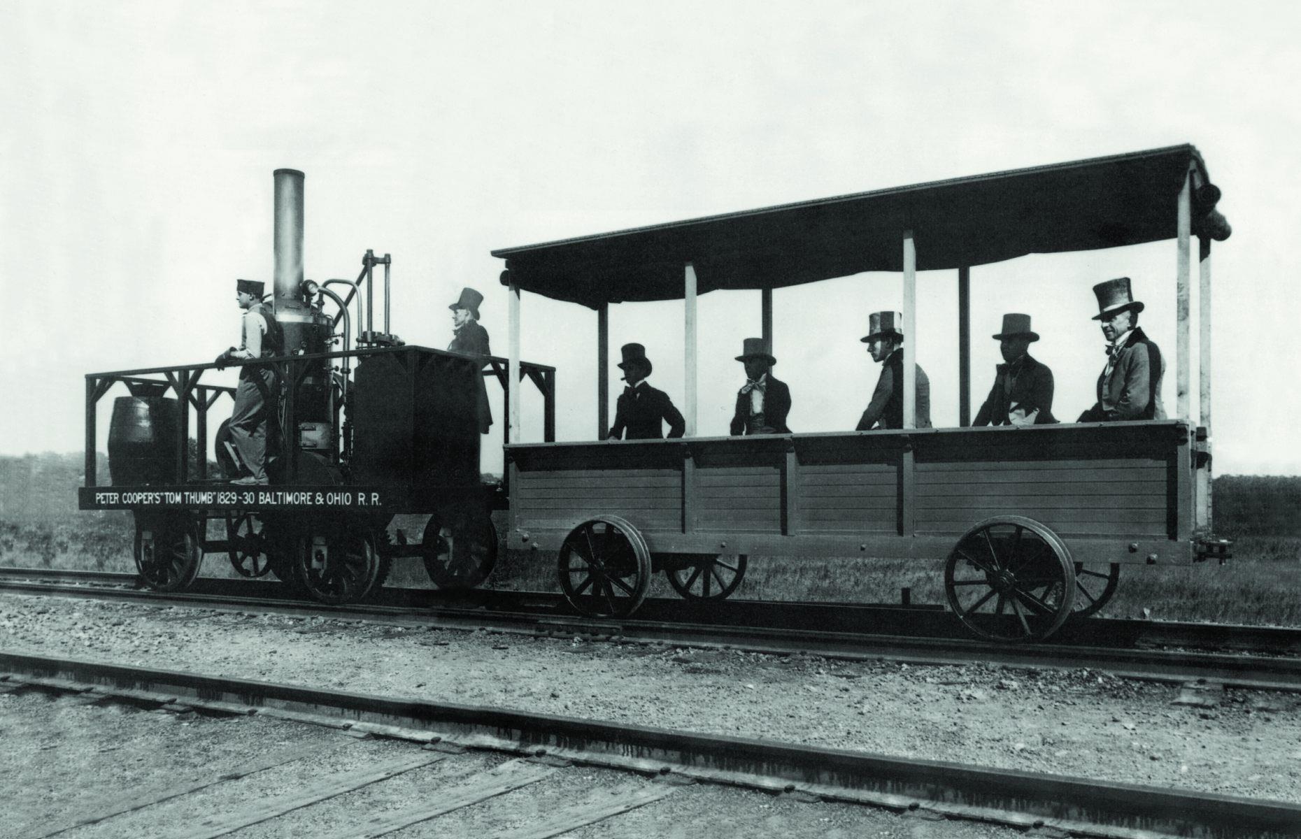 Stunning glimpses of early tourism in black-and-white images