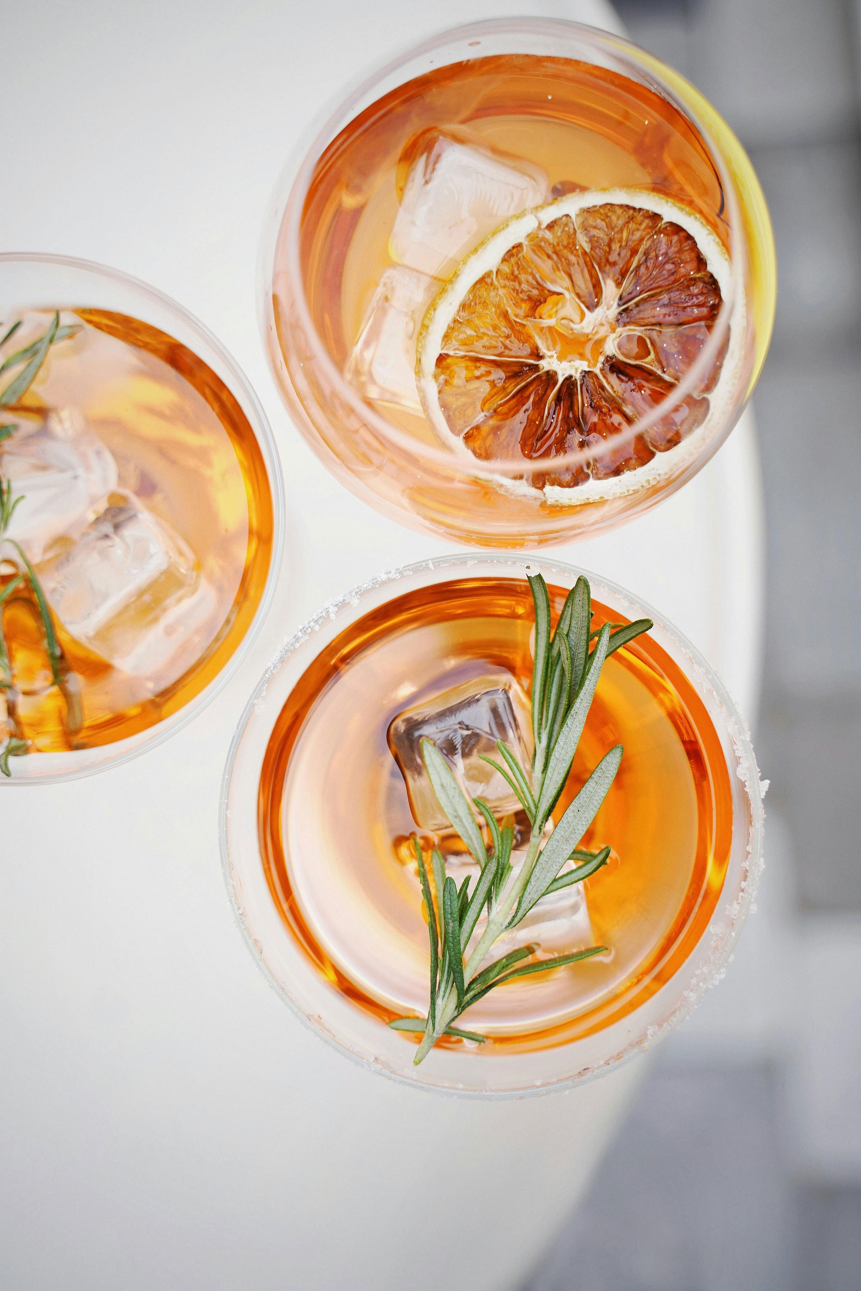70 easy cocktail recipes to make at home (the ultimate guide)