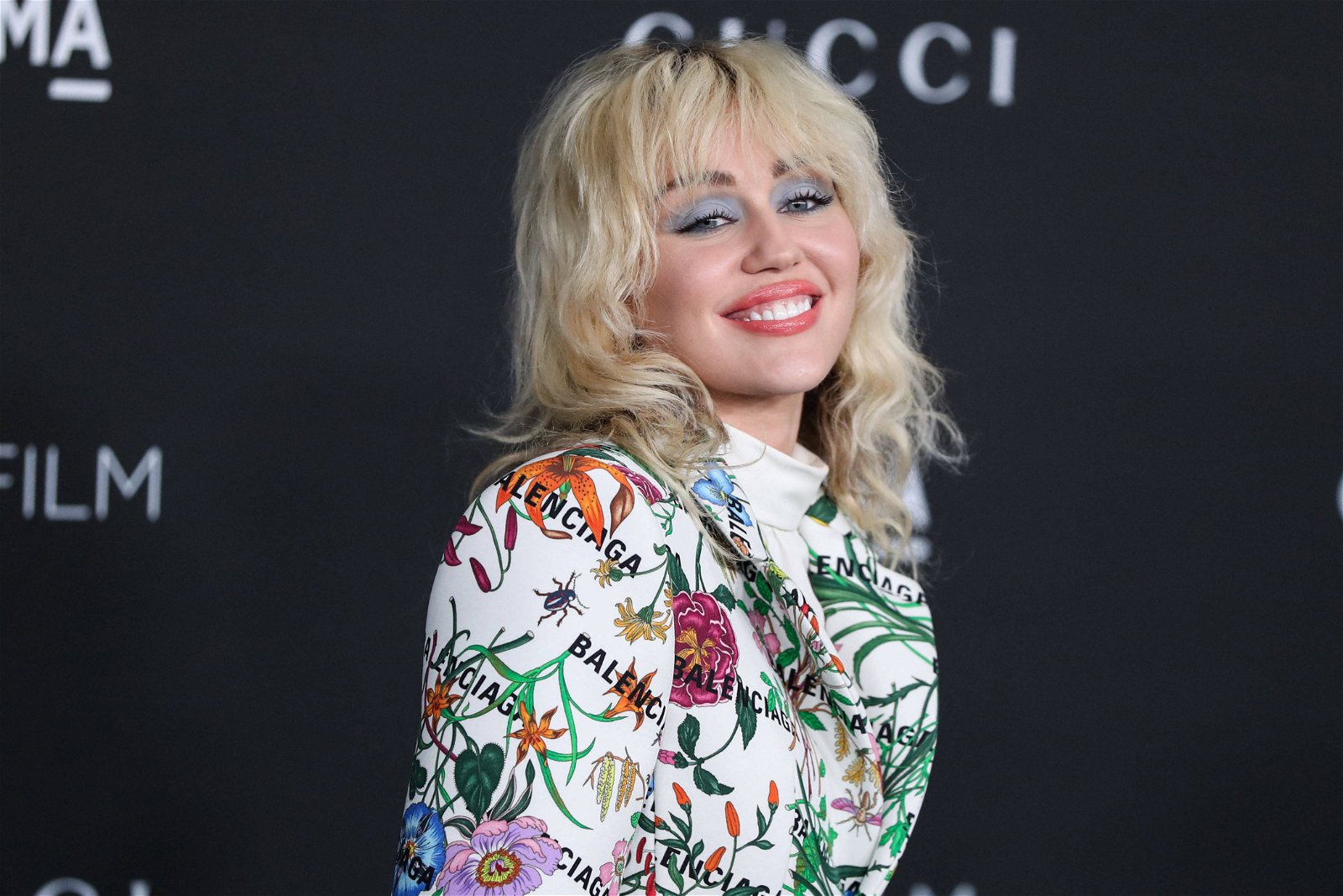 Miley Cyrus Blends Pink Floyd And Thierry Mugler Aesthetics for ...