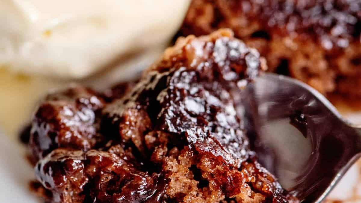 4 Easy Chocolate Desserts That Taste Like You Spent Hours Baking