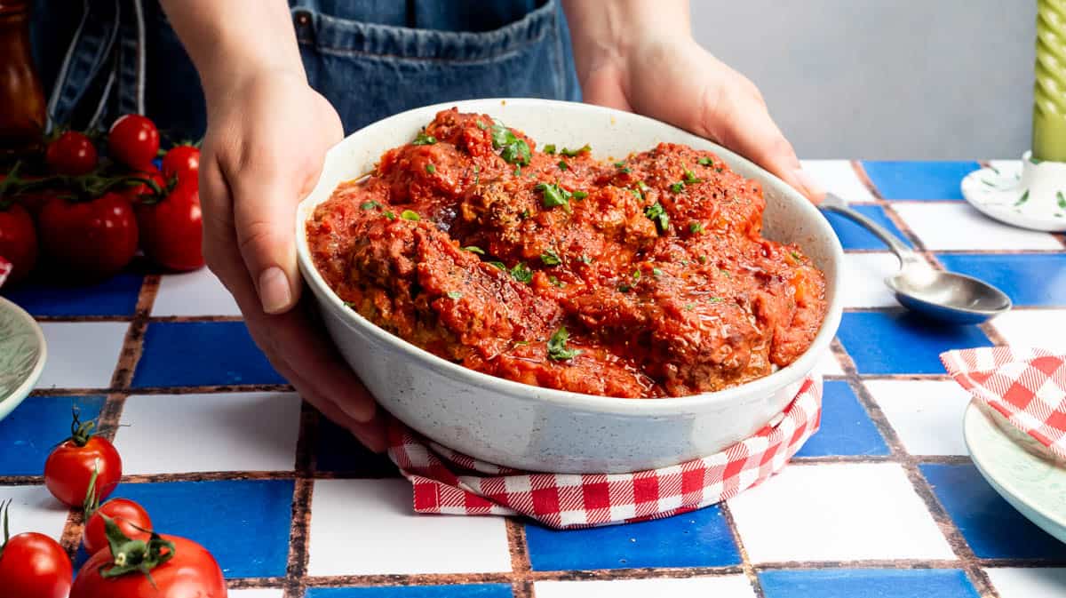 Nonna's Meatballs In Tomato Sauce - Polpette Di Nonna