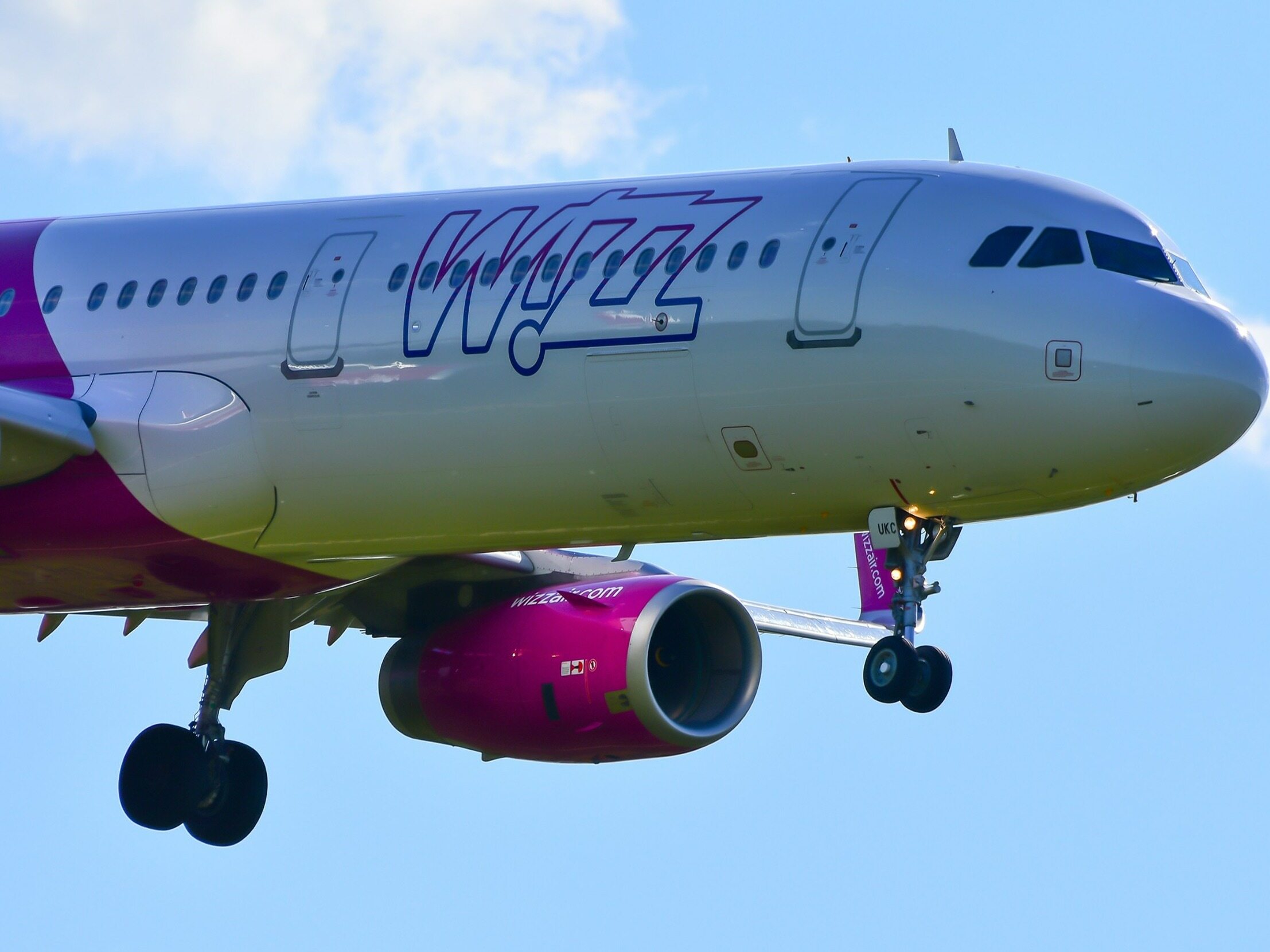 Idealna wiadomość dla Polaków. Wizz Air wraca na to lotnisko po półtora ...