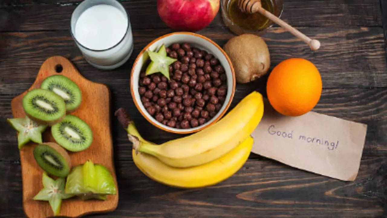 Debunking Myths, Fad Diets, and the Safe Path to Shedding Pounds Debunking Myths, Fad Diets, and the Safe Path to Shedding Pounds