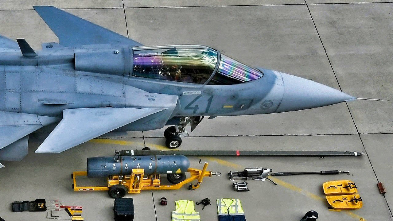 JAS 39 Gripen Fighters 'Battled' China's Air Force and Won JAS 39 Gripen Fighters 'Battled' China's Air Force and Won