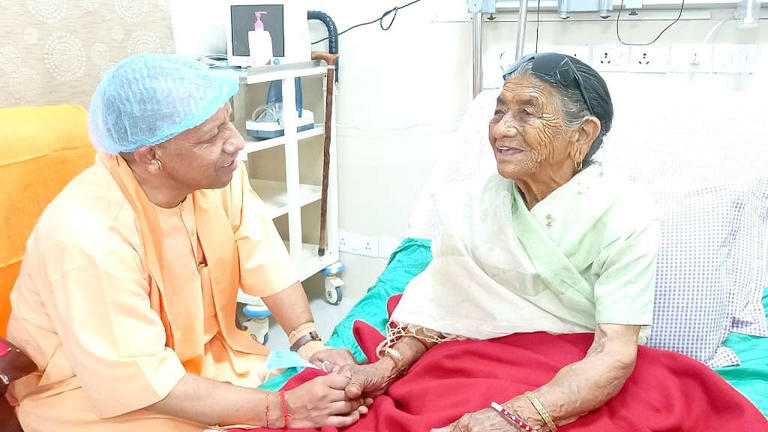 Uttar Pradesh CM Yogi Adityanath Visits His Ailing Mother at AIIMS ... Uttar Pradesh CM Yogi Adityanath Visits His Ailing Mother at AIIMS ...