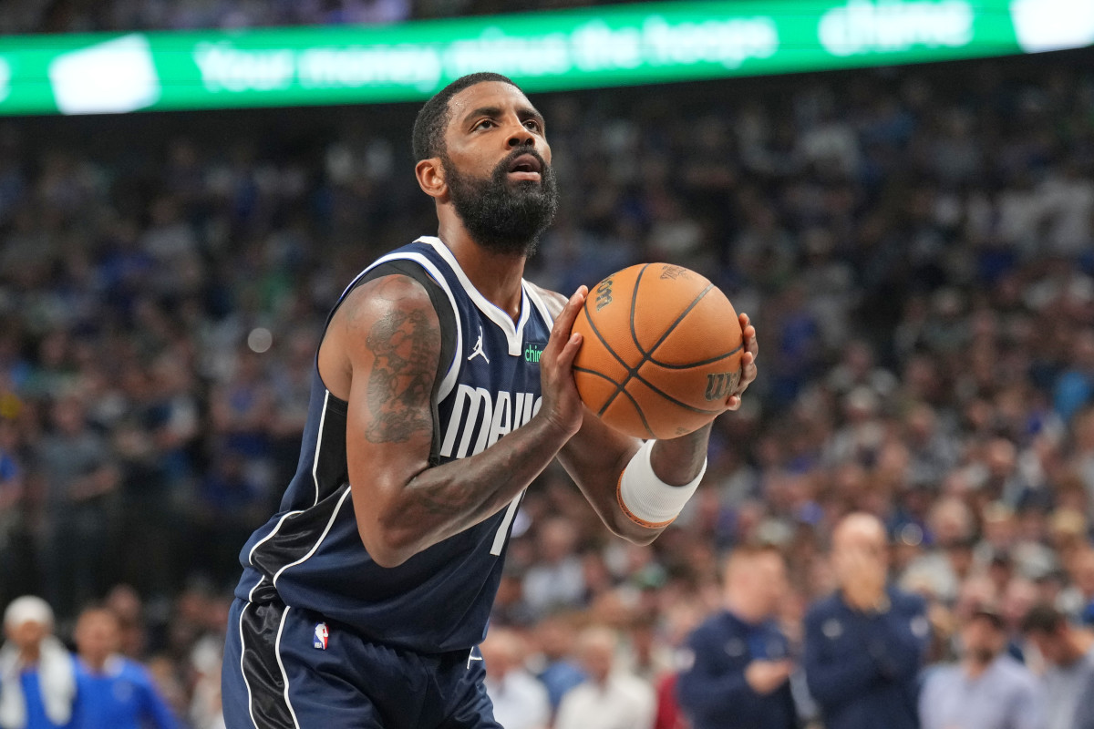 'Devastating' - NBA Fans React To Kyrie Irving's Injury News