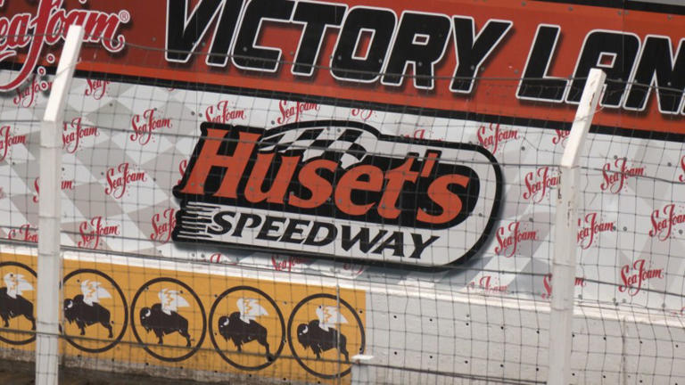 Moran Returns to Huset’s Speedway Victory Lane