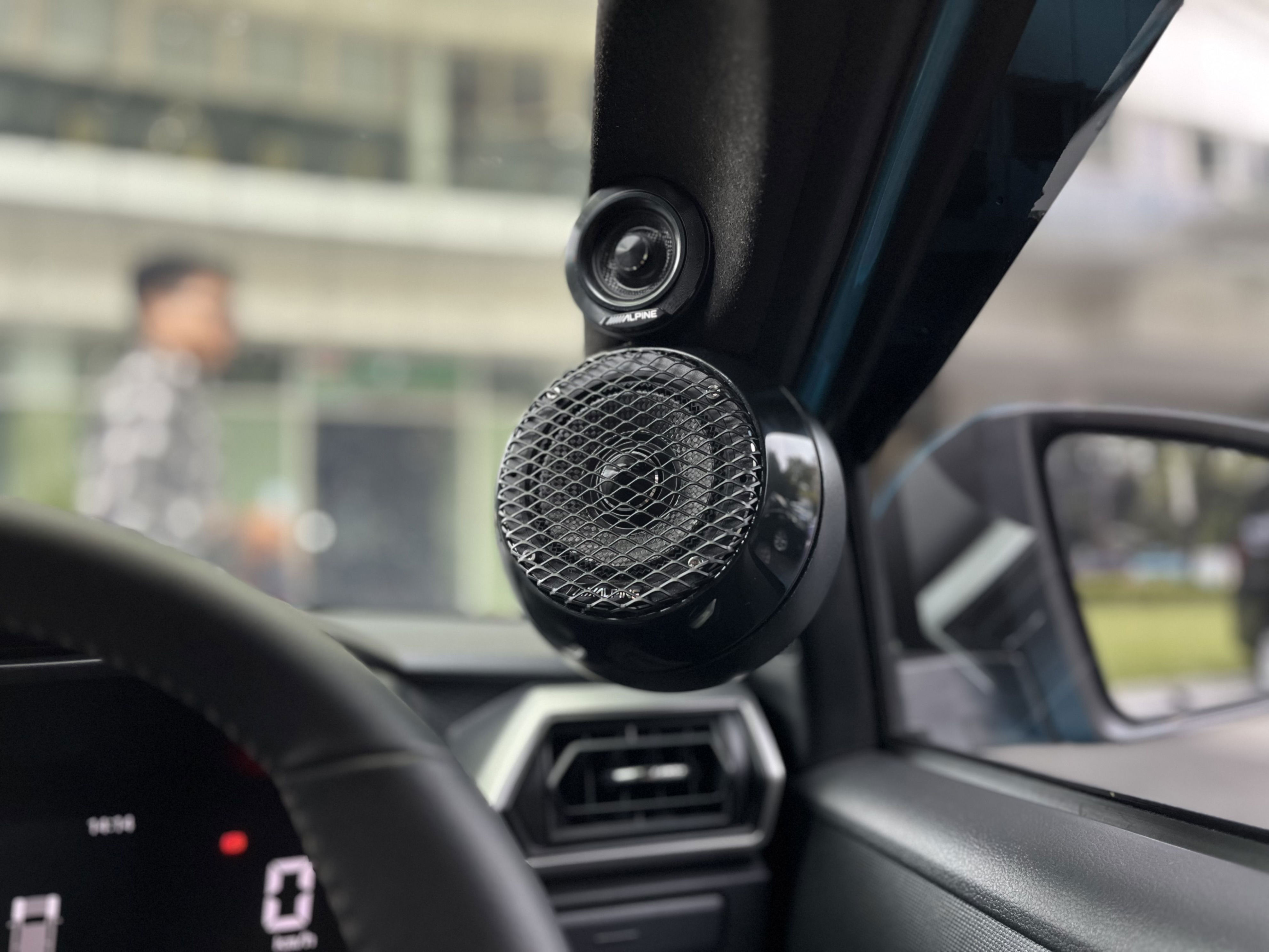 Inilah Penyebab Suara Speaker Audio Mobil Lama-lama Bisa Kurang Bagus