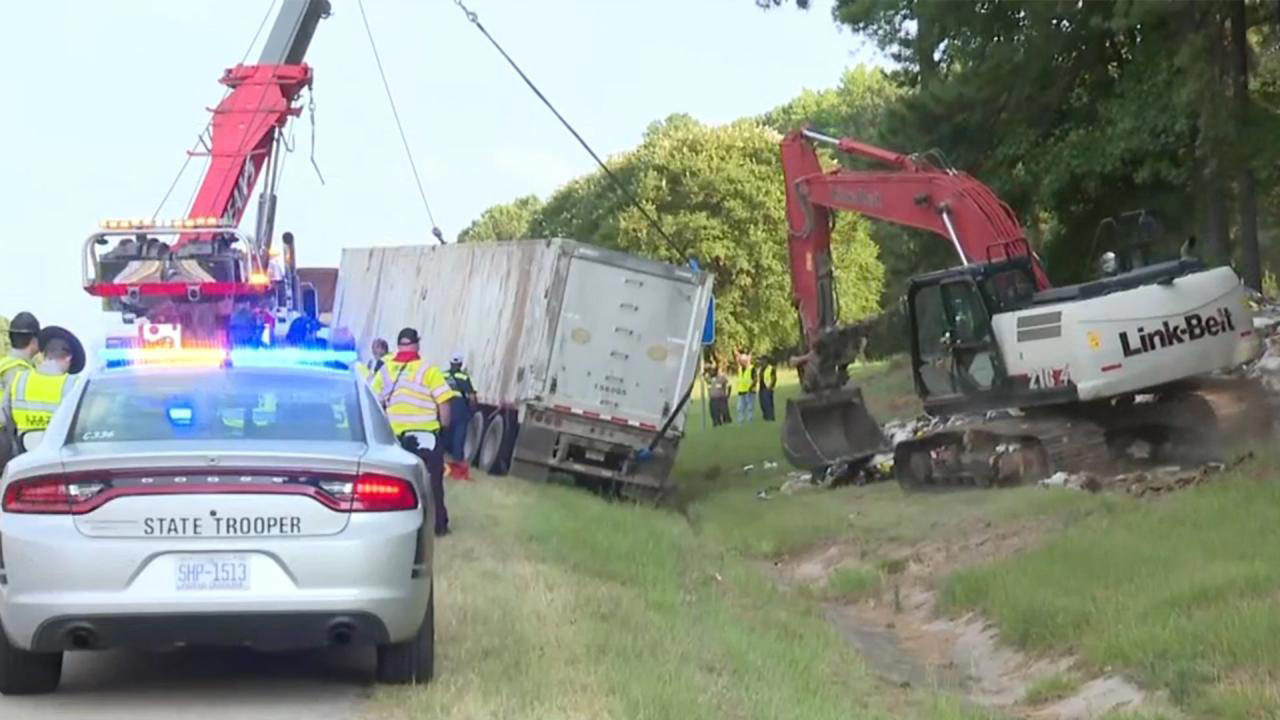 Double tractor-trailer crash causing delays on I-40 West in Raleigh Double tractor-trailer crash causing delays on I-40 West in Raleigh