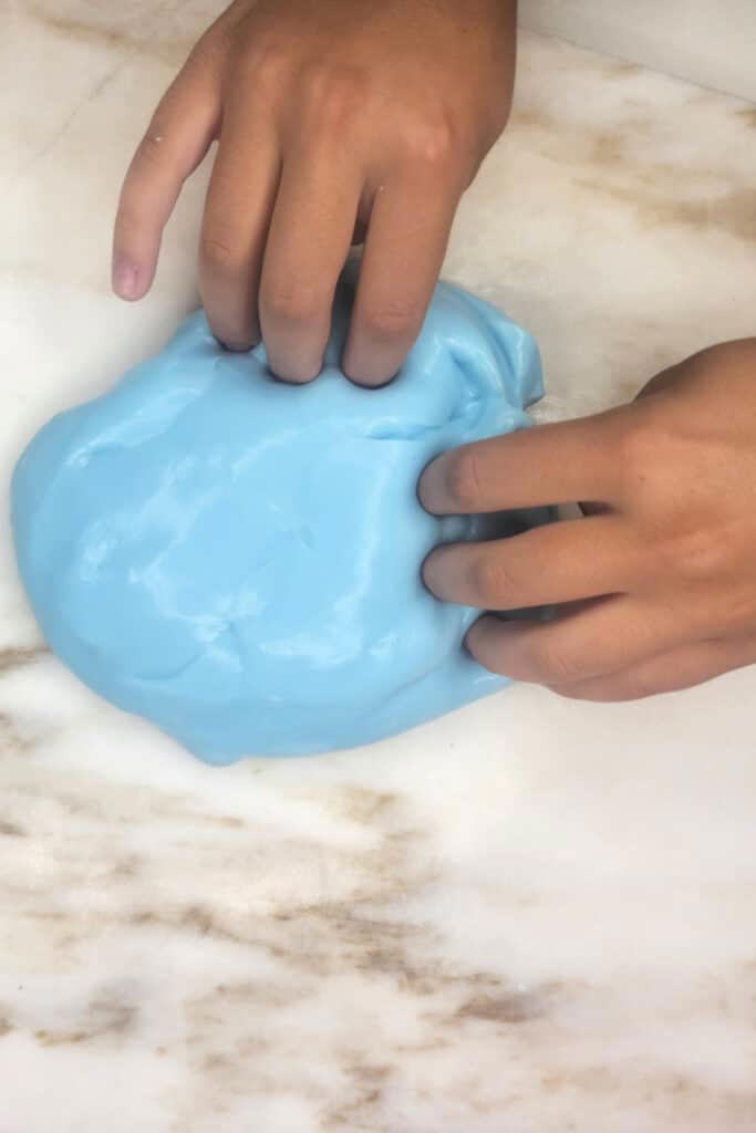 Homemade flubber slime in minutes